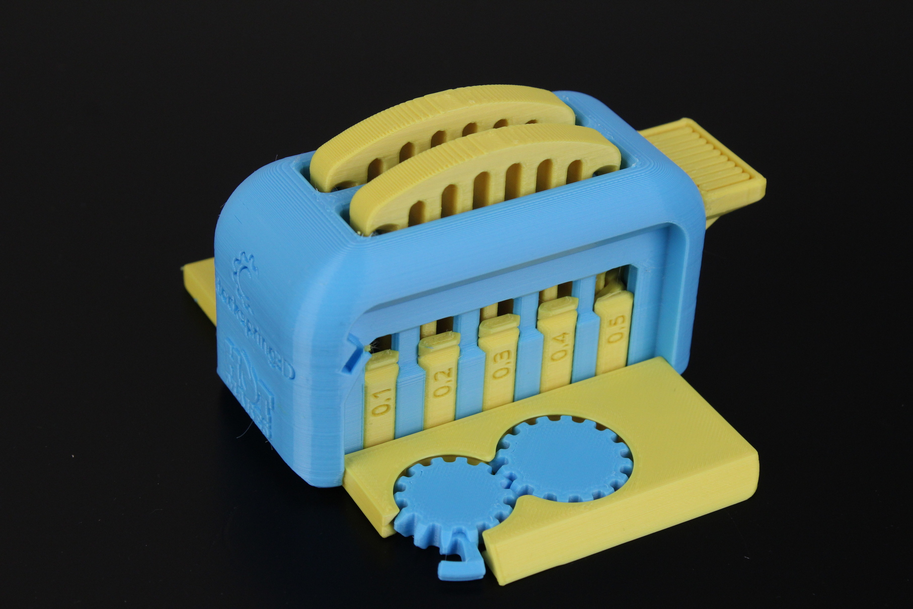 Flashforge Creator Pro 2 Review: Enclosed IDEX 3D Printer | 3D Print ...