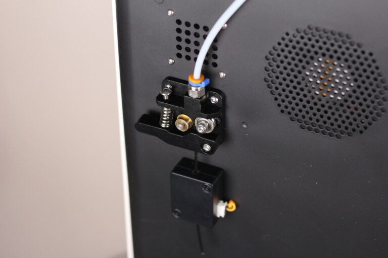 Creality CR-200B Review: Budget Enclosed 3D Printer | 3D Print Beginner