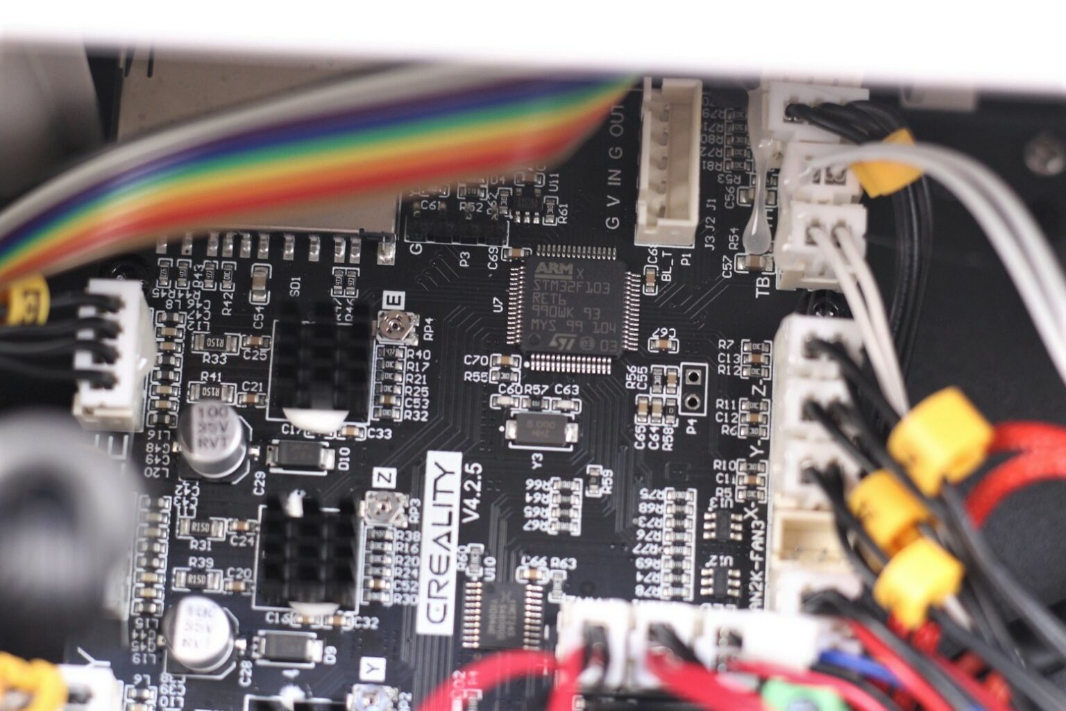 Creality CR-200B Review: Budget Enclosed 3D Printer | 3D Print Beginner