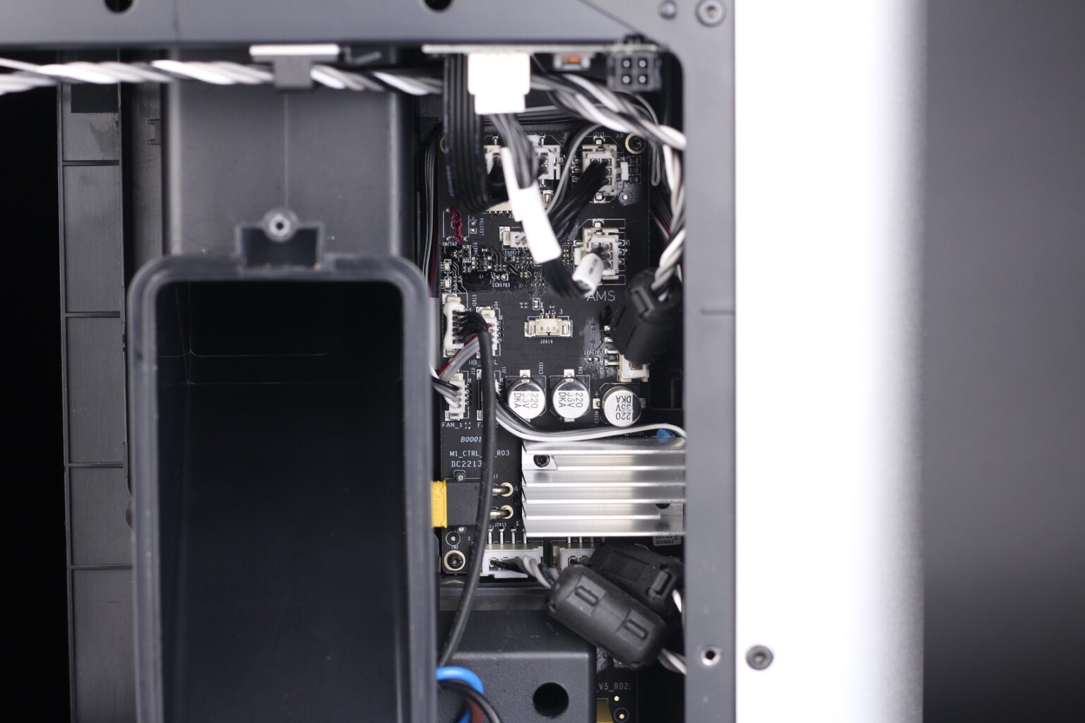 Bambu Lab X1 Carbon Review: Living In The Future