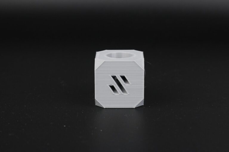 Anycubic Kobra Plus Review: A Larger Vyper | 3D Print Beginner
