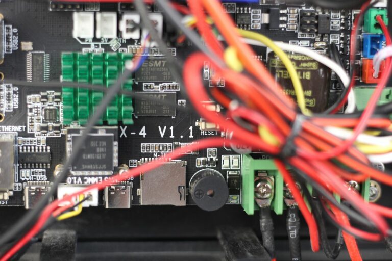 QIDI X-MAX 3 Review: Big Printer With Good Results | 3D Print Beginner